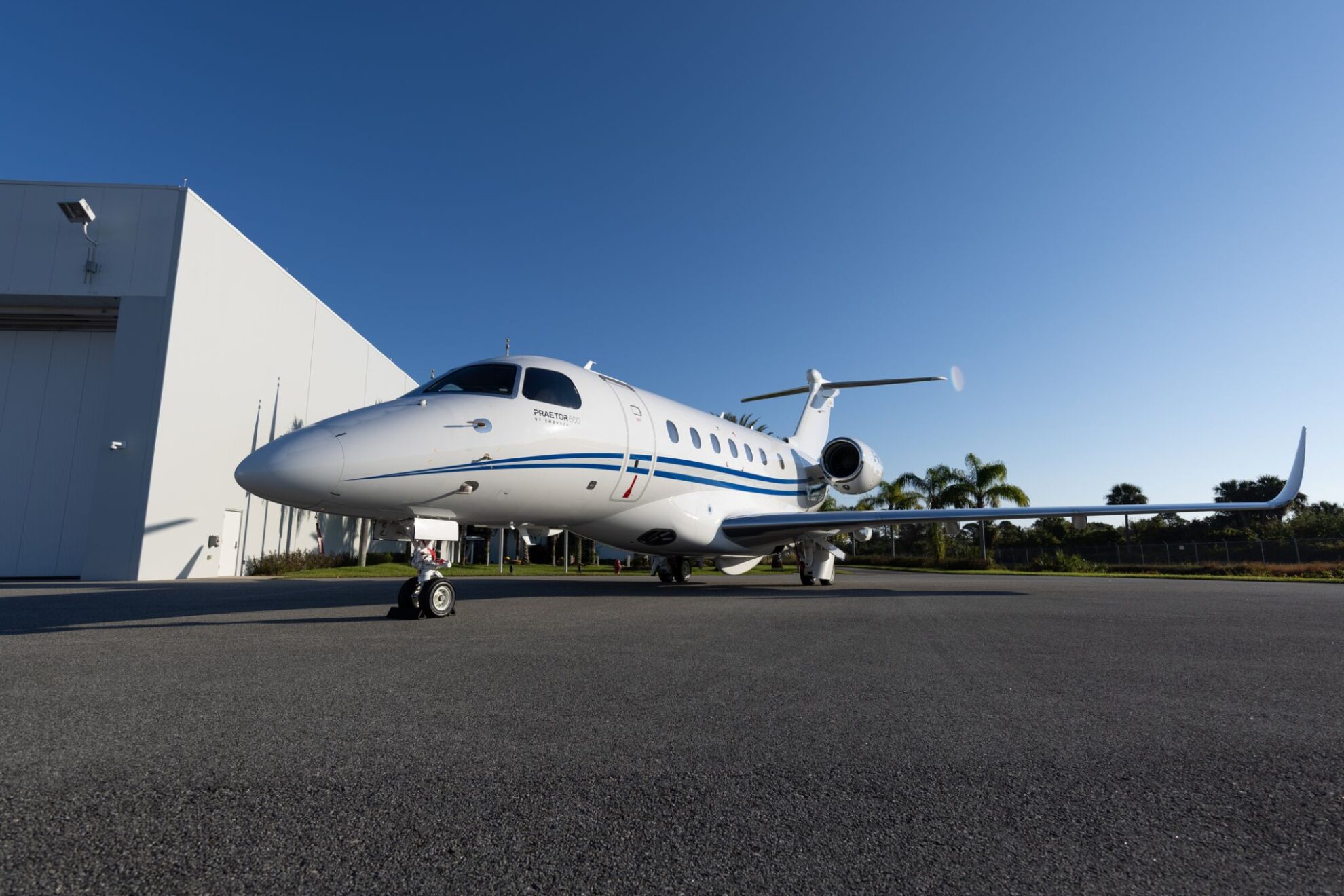 AIR CHARTER SCOTLAND OFFERS TWO NEW EMBRAER PRAETOR 600s FOR CHARTER ...